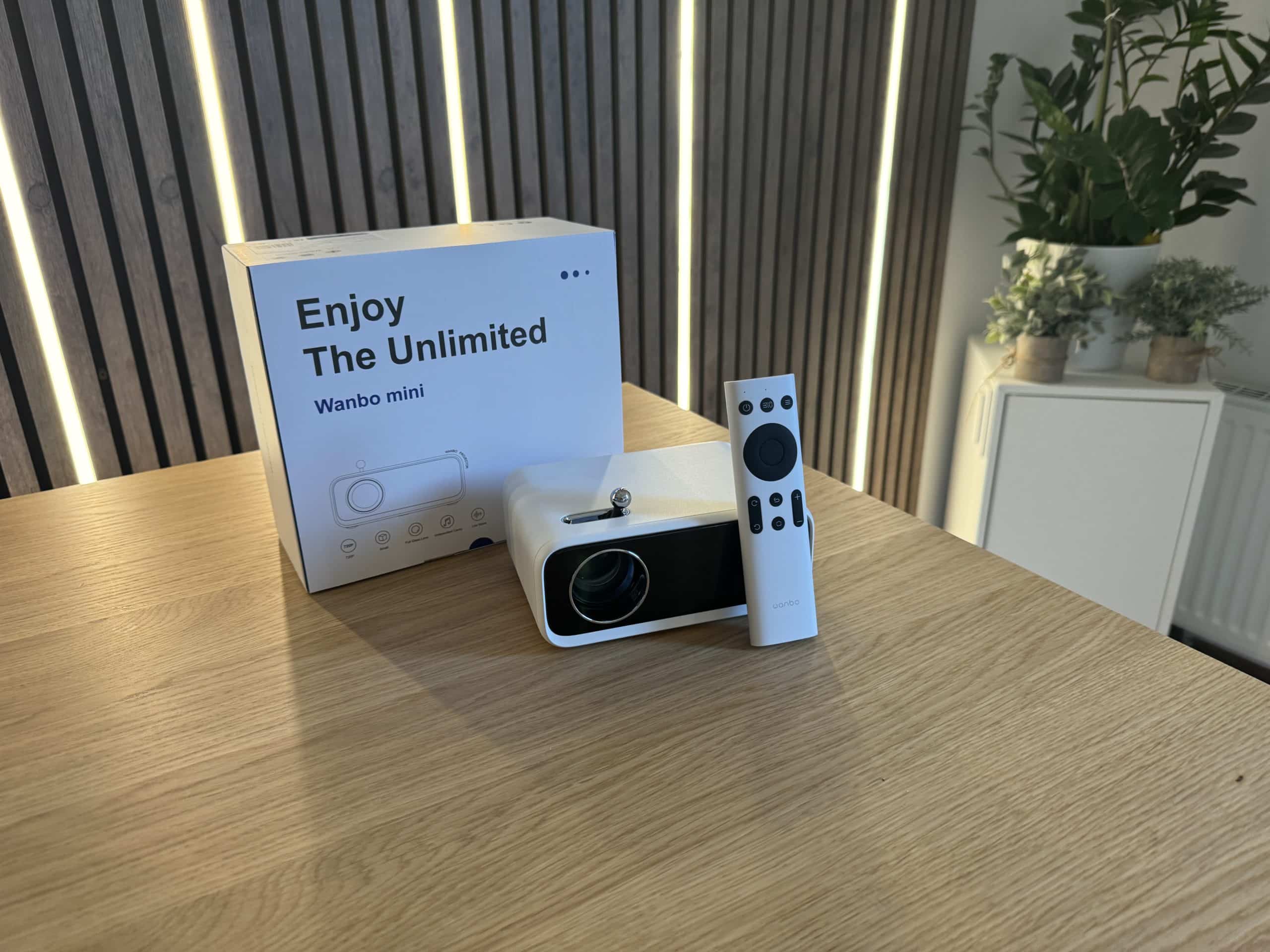 Wanbo Mini/Pro - handlicher Projektor mit gutem Bild