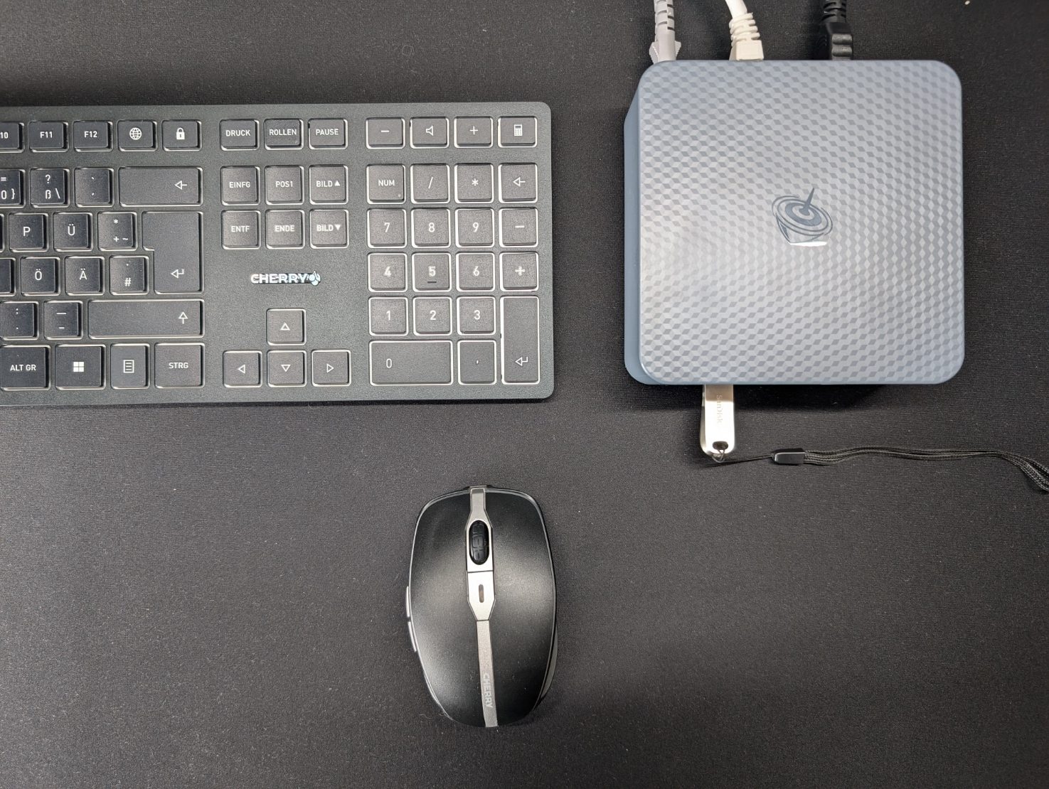 Beelink EQR - leiser kleiner Mini PC mit integriertem Netzteil